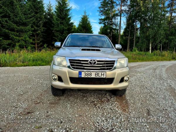 Toyota Hilux 2014 in Tallinn, with an engine capacity of 3.00 L and mileage of 389 thousand km for 17500 €, photo 1 on AUTOMOTO.COM.LV