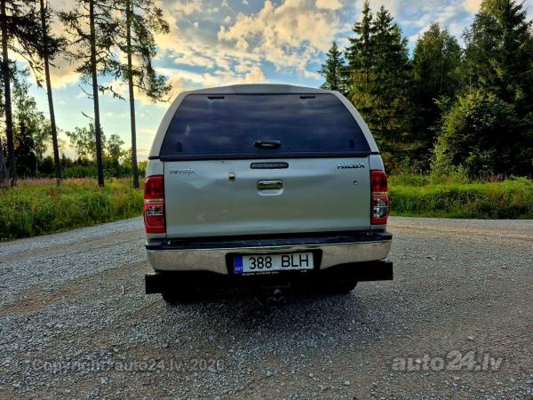 Toyota Hilux 2014 in Tallinn, with an engine capacity of 3.00 L and mileage of 389 thousand km for 17500 €, photo 3 on AUTOMOTO.COM.LV