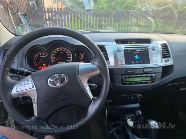 Toyota Hilux 2014 in Tallinn, with an engine capacity of 3.00 L and mileage of 389 thousand km for 17500 €, photo 9 on AUTOMOTO.COM.LV
