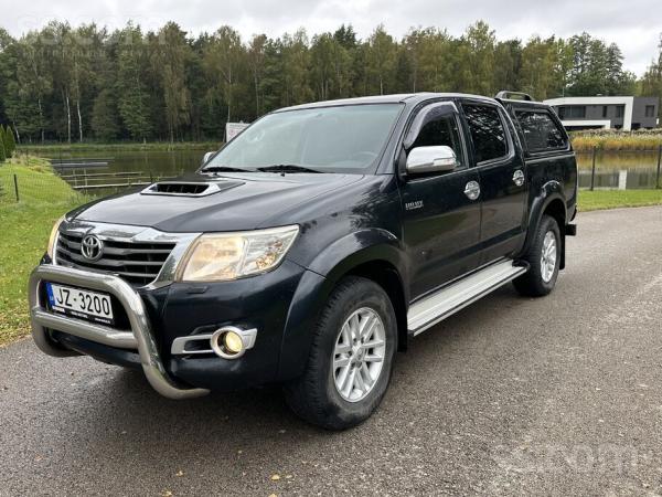 Toyota Hilux 2015 Rīga, ar dzinēja tilpumu 3.00 L un nobraukumu 240 tūkst. km par 17000 €, foto 2 vietnē AUTOMOTO.COM.LV