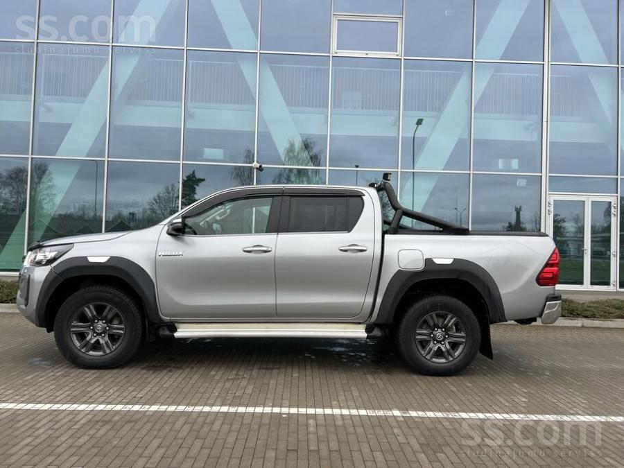 Toyota Hilux 2023 in Rezekne, with an engine capacity of 2.80 L and mileage of 30 thousand km for 46000 €, photo 6 on AUTOMOTO.COM.LV