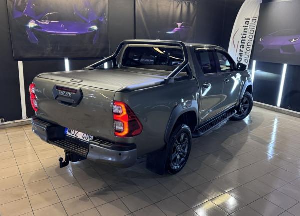 Toyota Hilux 2023 Viļņa, ar dzinēja tilpumu 2.80 L un nobraukumu 183 tūkst. km par 39500 €, foto 2 vietnē AUTOMOTO.COM.LV