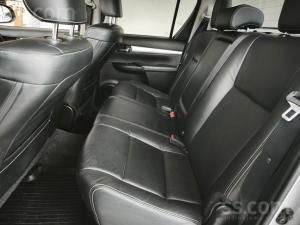 Toyota Hilux 2023 in Riga, with an engine capacity of 2.80 L and mileage of 105 thousand km for 36400 €, photo 12 on AUTOMOTO.COM.LV