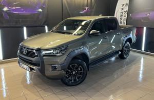 Toyota Hilux 2023 Viļņa, ar dzinēja tilpumu 2.80 L un nobraukumu 140 tūkst. km par 37950 €, foto  vietnē AUTOMOTO.COM.LV