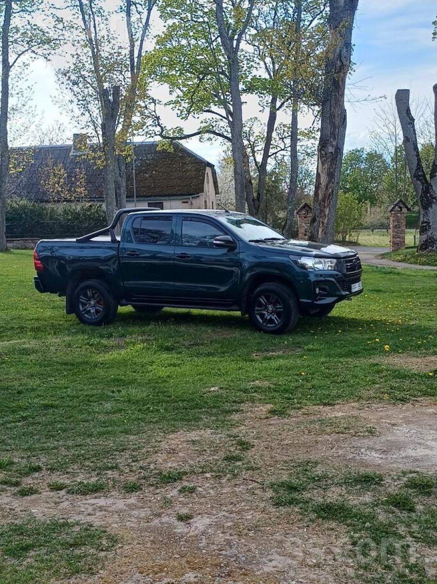 Zaļš Toyota Hilux 2018 Tukums, ar dzinēja tilpumu 2.40 L un nobraukumu 0 tūkst. km par 25000 €, foto 4 vietnē AUTOMOTO.COM.LV