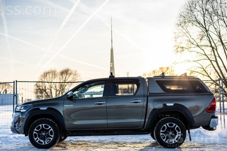 Zaļš Toyota Hilux 2022 Rīga, ar dzinēja tilpumu 2.80 L un nobraukumu 113 tūkst. km par 40990 €, foto 4 vietnē AUTOMOTO.COM.LV