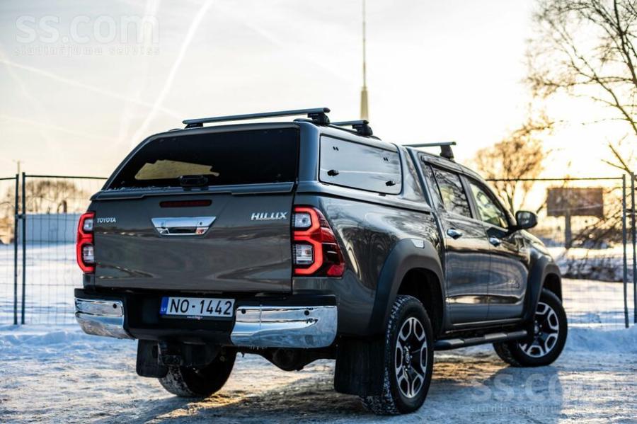 Zaļš Toyota Hilux 2022 Rīga, ar dzinēja tilpumu 2.80 L un nobraukumu 113 tūkst. km par 40990 €, foto 6 vietnē AUTOMOTO.COM.LV