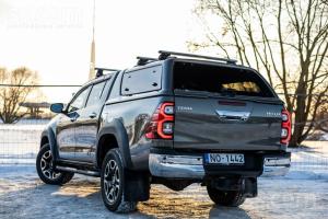 Zaļš Toyota Hilux 2022 Rīga, ar dzinēja tilpumu 2.80 L un nobraukumu 113 tūkst. km par 40990 €, foto 7 vietnē AUTOMOTO.COM.LV