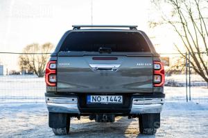 Zaļš Toyota Hilux 2022 Rīga, ar dzinēja tilpumu 2.80 L un nobraukumu 113 tūkst. km par 40990 €, foto 8 vietnē AUTOMOTO.COM.LV