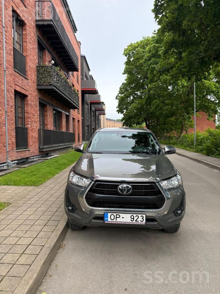 Zaļš Toyota Hilux 2022 Rīga, ar dzinēja tilpumu 2.40 L un nobraukumu 187 tūkst. km par 27500 €, foto 3 vietnē AUTOMOTO.COM.LV