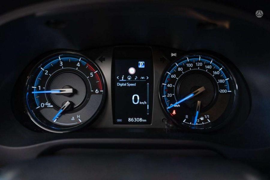 Зеленый Тойота Хайлюкс 2022 в Вильнюс, объемом двигателя 2.80 л и пробегом 86 тыс. км за 38900 €, фото 12 на AUTOMOTO.COM.LV