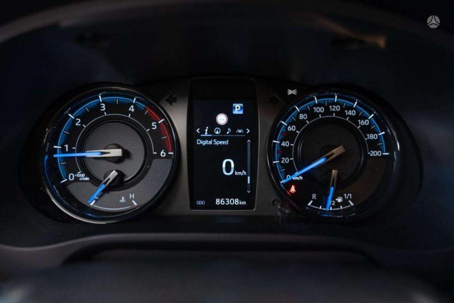 Зеленый Тойота Хайлюкс 2022 в Вильнюс, объемом двигателя 2.80 л и пробегом 86 тыс. км за 38550 €, фото 12 на AUTOMOTO.COM.LV