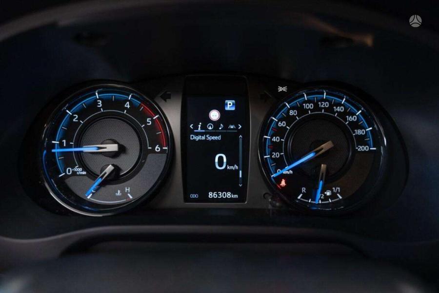 Зеленый Тойота Хайлюкс 2022 в Вильнюс, объемом двигателя 2.80 л и пробегом 86 тыс. км за 37850 €, фото 12 на AUTOMOTO.COM.LV