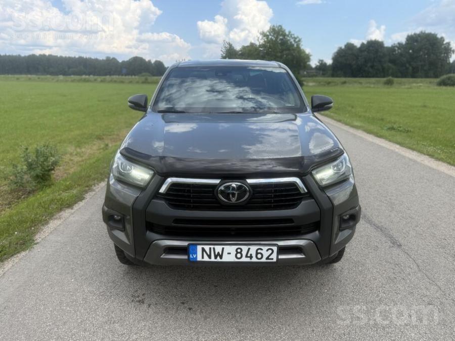 Zaļš Toyota Hilux 2024 Cēsis, ar dzinēja tilpumu 2.80 L un nobraukumu 105 tūkst. km par 41283 €, foto 3 vietnē AUTOMOTO.COM.LV