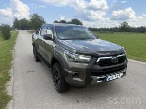 Zaļš Toyota Hilux 2024 Cēsis, ar dzinēja tilpumu 2.80 L un nobraukumu 105 tūkst. km par 41283 €, foto 4 vietnē AUTOMOTO.COM.LV
