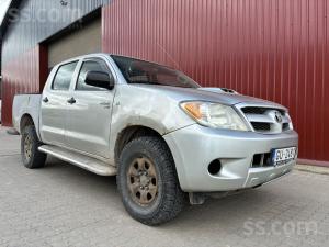 Серый Тойота Хайлюкс 2007 в Добеле, объемом двигателя 2.50 л и пробегом 352 тыс. км за 4700 €, фото 3 на AUTOMOTO.COM.LV