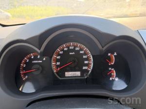 Pelēks Toyota Hilux 2012 Liepāja, ar dzinēja tilpumu 2.50 L un nobraukumu 445 tūkst. km par 13000 €, foto 6 vietnē AUTOMOTO.COM.LV