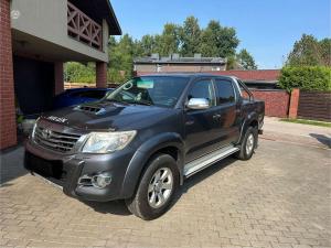 Grey Toyota Hilux 2012 in Kaunas, with an engine capacity of 2.49 L and mileage of 243 thousand km for 12900 €, photo  on AUTOMOTO.COM.LV