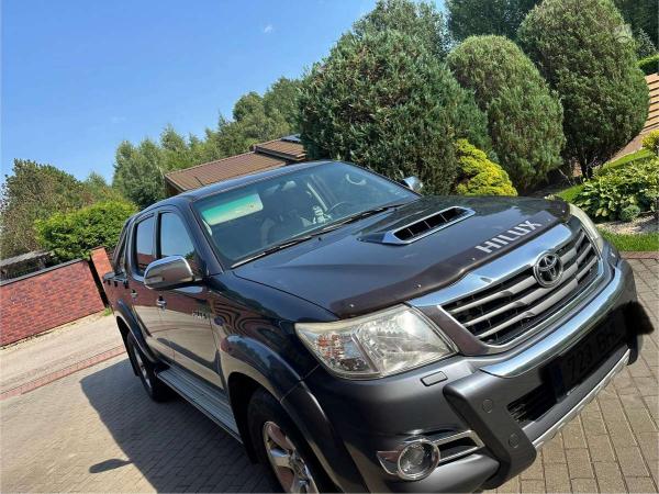 Pelēks Toyota Hilux 2012 Kauņa, ar dzinēja tilpumu 2.49 L un nobraukumu 243 tūkst. km par 12900 €, foto 8 vietnē AUTOMOTO.COM.LV