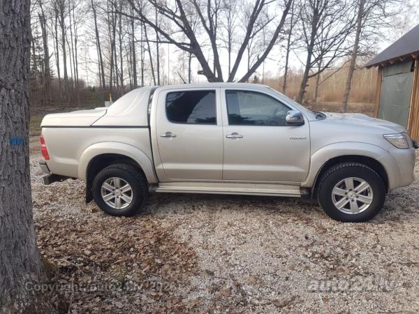 Pelēks Toyota Hilux 2013 Viljandi, ar dzinēja tilpumu 2.50 L un nobraukumu 230 tūkst. km par 19900 €, foto 3 vietnē AUTOMOTO.COM.LV