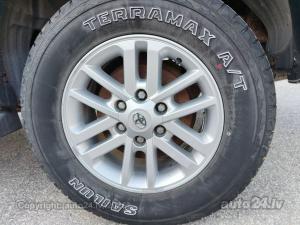 Pelēks Toyota Hilux 2013 Elva, ar dzinēja tilpumu 2.50 L un nobraukumu 316 tūkst. km par 13950 €, foto 22 vietnē AUTOMOTO.COM.LV