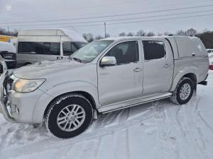 Pelēks Toyota Hilux 2014 Šauļi, ar dzinēja tilpumu 3.00 L un nobraukumu 236 tūkst. km par 14450 €, foto  vietnē AUTOMOTO.COM.LV