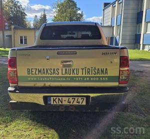 Pelēks Toyota Hilux 2014 Preiļi, ar dzinēja tilpumu 2.50 L un nobraukumu 480 tūkst. km par 13000 €, foto 6 vietnē AUTOMOTO.COM.LV