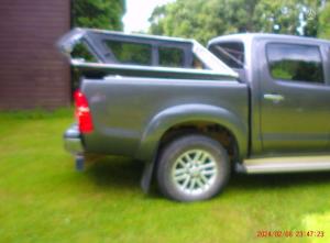Pelēks Toyota Hilux 2015 Anykščiai, ar dzinēja tilpumu 2.98 L un nobraukumu 285 tūkst. km par 8591 €, foto 7 vietnē AUTOMOTO.COM.LV