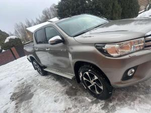 Pelēks Toyota Hilux 2017 Kauņa, ar dzinēja tilpumu 2.40 L un nobraukumu 220 tūkst. km par 18950 €, foto 9 vietnē AUTOMOTO.COM.LV