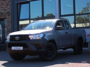 Grey Toyota Hilux 2020 in Kaunas, with an engine capacity of 2.40 L and mileage of 28 thousand km for 24735 €, photo 4 on AUTOMOTO.COM.LV