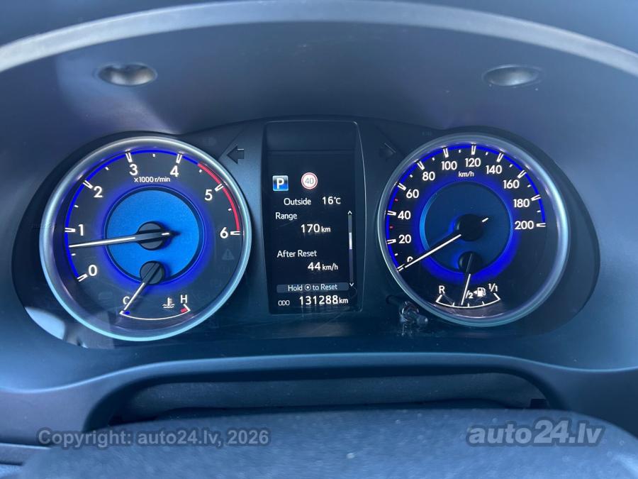 Серый Тойота Хайлюкс 2020 в Таллин, объемом двигателя 2.40 л и пробегом 131 тыс. км за 34720 €, фото 16 на AUTOMOTO.COM.LV