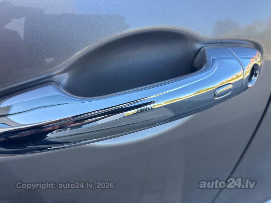 Серый Тойота Хайлюкс 2020 в Таллин, объемом двигателя 2.40 л и пробегом 131 тыс. км за 34720 €, фото 21 на AUTOMOTO.COM.LV
