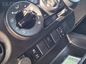 Grey Toyota Hilux 2021 in Riga, with an engine capacity of 2.40 L and mileage of 307 thousand km for 21600 €, photo 7 on AUTOMOTO.COM.LV