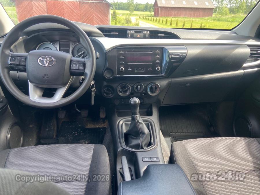 Pelēks Toyota Hilux 2021 Valga, ar dzinēja tilpumu 2.40 L un nobraukumu 137 tūkst. km par 32400 €, foto 7 vietnē AUTOMOTO.COM.LV