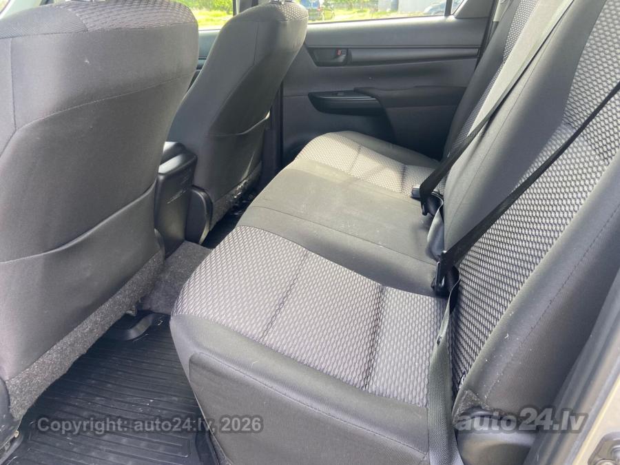 Pelēks Toyota Hilux 2021 Valga, ar dzinēja tilpumu 2.40 L un nobraukumu 137 tūkst. km par 32400 €, foto 9 vietnē AUTOMOTO.COM.LV