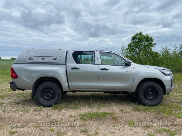 Pelēks Toyota Hilux 2021 Valga, ar dzinēja tilpumu 2.40 L un nobraukumu 137 tūkst. km par 32400 €, foto 10 vietnē AUTOMOTO.COM.LV