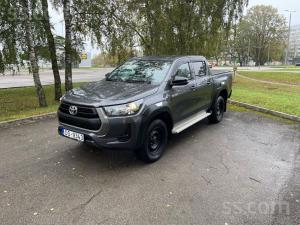Pelēks Toyota Hilux 2021 Rīga, ar dzinēja tilpumu 2.40 L un nobraukumu 63 tūkst. km par 25890 €, foto 3 vietnē AUTOMOTO.COM.LV