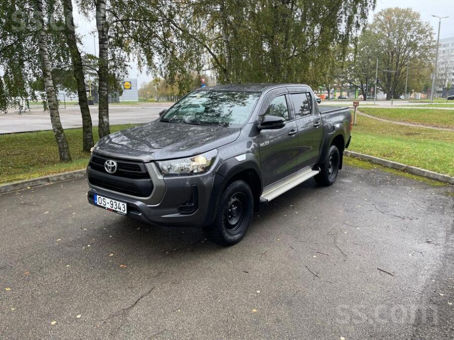 Pelēks Toyota Hilux 2021 Rīga, ar dzinēja tilpumu 2.40 L un nobraukumu 63 tūkst. km par 25890 €, foto 3 vietnē AUTOMOTO.COM.LV