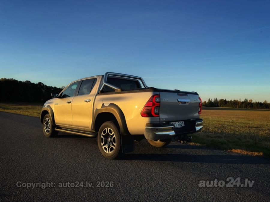 Pelēks Toyota Hilux 2022 Paide, ar dzinēja tilpumu 2.80 L un nobraukumu 82 tūkst. km par 42999 €, foto 6 vietnē AUTOMOTO.COM.LV
