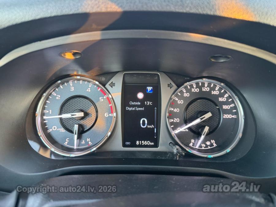 Pelēks Toyota Hilux 2022 Paide, ar dzinēja tilpumu 2.80 L un nobraukumu 82 tūkst. km par 42999 €, foto 10 vietnē AUTOMOTO.COM.LV