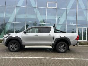 Pelēks Toyota Hilux 2023 Rēzekne, ar dzinēja tilpumu 2.80 L un nobraukumu 30 tūkst. km par 46000 €, foto 7 vietnē AUTOMOTO.COM.LV