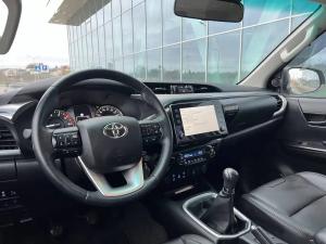 Pelēks Toyota Hilux 2023 Rēzekne, ar dzinēja tilpumu 2.80 L un nobraukumu 30 tūkst. km par 46000 €, foto 13 vietnē AUTOMOTO.COM.LV