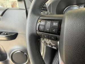 Grey Toyota Hilux 2026 in Panevezys, with an engine capacity of 2.49 L and mileage of 1 thousand km for 37490 €, photo 16 on AUTOMOTO.COM.LV