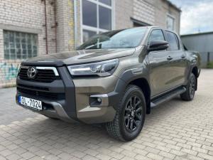 Pelēks Toyota Hilux 2026 Rīga, ar dzinēja tilpumu 2.80 L un nobraukumu 8 tūkst. km par 56750 €, foto 3 vietnē AUTOMOTO.COM.LV