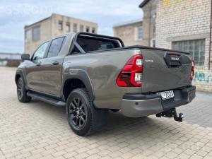 Pelēks Toyota Hilux 2026 Rīga, ar dzinēja tilpumu 2.80 L un nobraukumu 8 tūkst. km par 56750 €, foto 7 vietnē AUTOMOTO.COM.LV