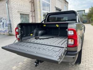 Pelēks Toyota Hilux 2026 Rīga, ar dzinēja tilpumu 2.80 L un nobraukumu 8 tūkst. km par 56750 €, foto 12 vietnē AUTOMOTO.COM.LV
