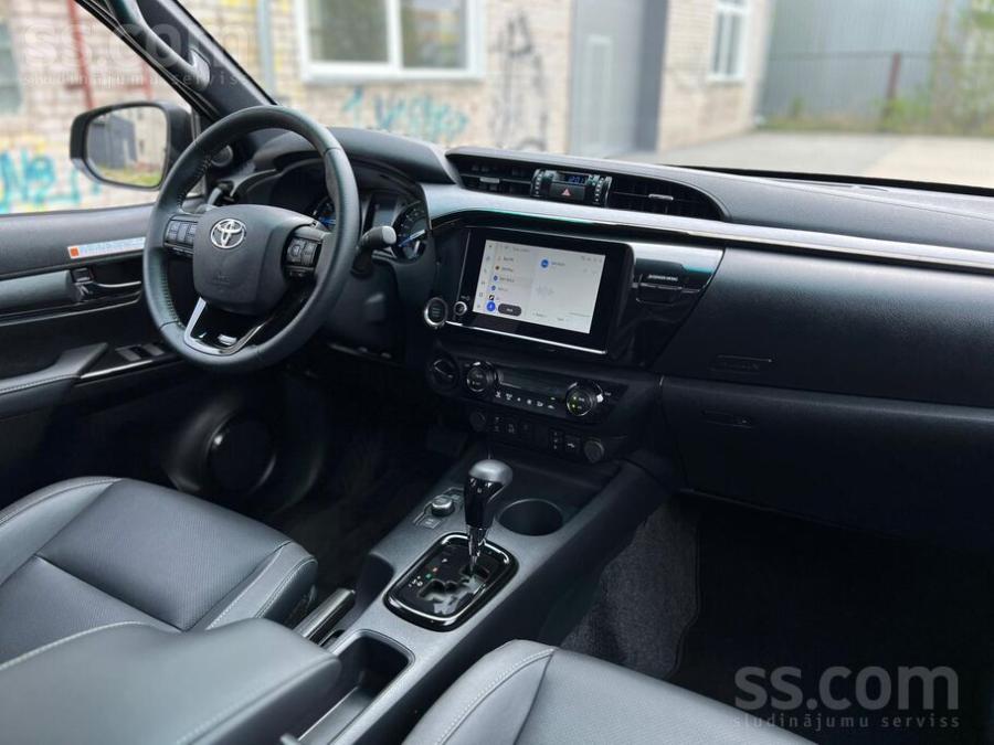 Pelēks Toyota Hilux 2026 Rīga, ar dzinēja tilpumu 2.80 L un nobraukumu 8 tūkst. km par 56750 €, foto 15 vietnē AUTOMOTO.COM.LV