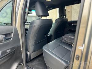 Pelēks Toyota Hilux 2026 Rīga, ar dzinēja tilpumu 2.80 L un nobraukumu 8 tūkst. km par 56750 €, foto 19 vietnē AUTOMOTO.COM.LV