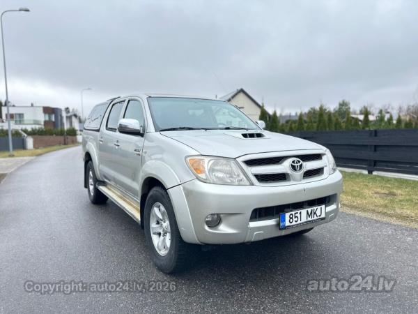 Pelēks Toyota Hilux 2007 Tallina, ar dzinēja tilpumu 2.50 L un nobraukumu 0 tūkst. km par 6900 €, foto 1 vietnē AUTOMOTO.COM.LV