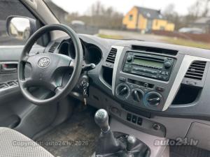 Pelēks Toyota Hilux 2007 Tallina, ar dzinēja tilpumu 2.50 L un nobraukumu 0 tūkst. km par 6900 €, foto 7 vietnē AUTOMOTO.COM.LV